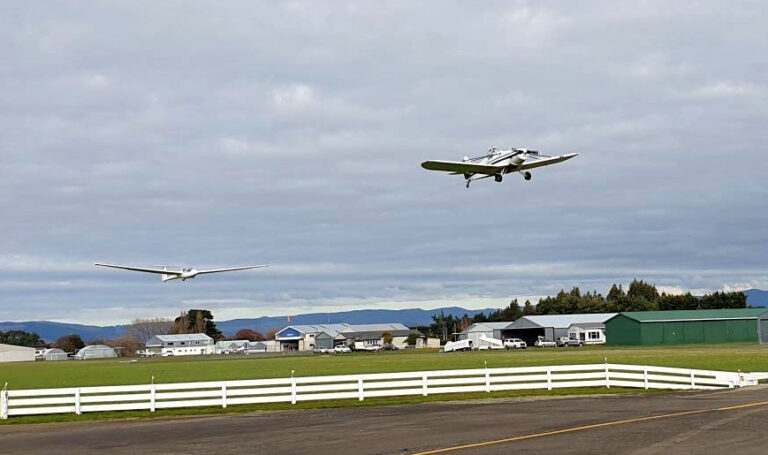 Our Clubs - Flight & Pilot Training in New Zealand | Feilding Aerodrome